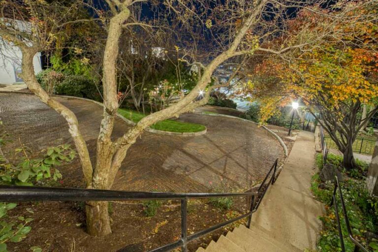 Take a drive down the world’s most crooked street - Iowa Road Trip