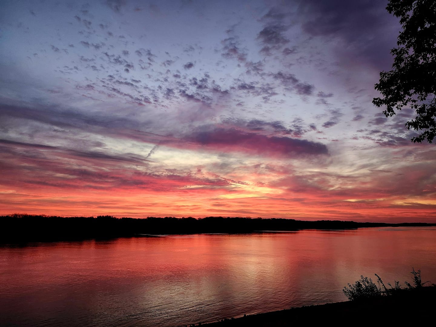 Our favorite fall photos submitted in 2024 - Iowa Road Trip