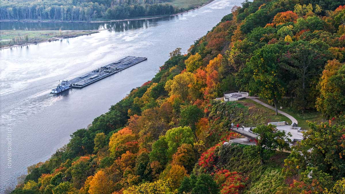 Favorite places to catch the fall colors in NE Iowa - Iowa Road Trip